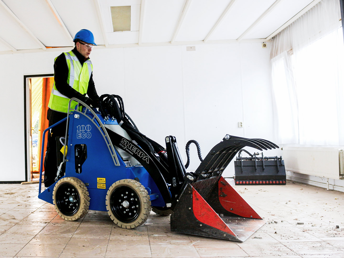 Sherpa Mini Loaders - Brokk Australia
