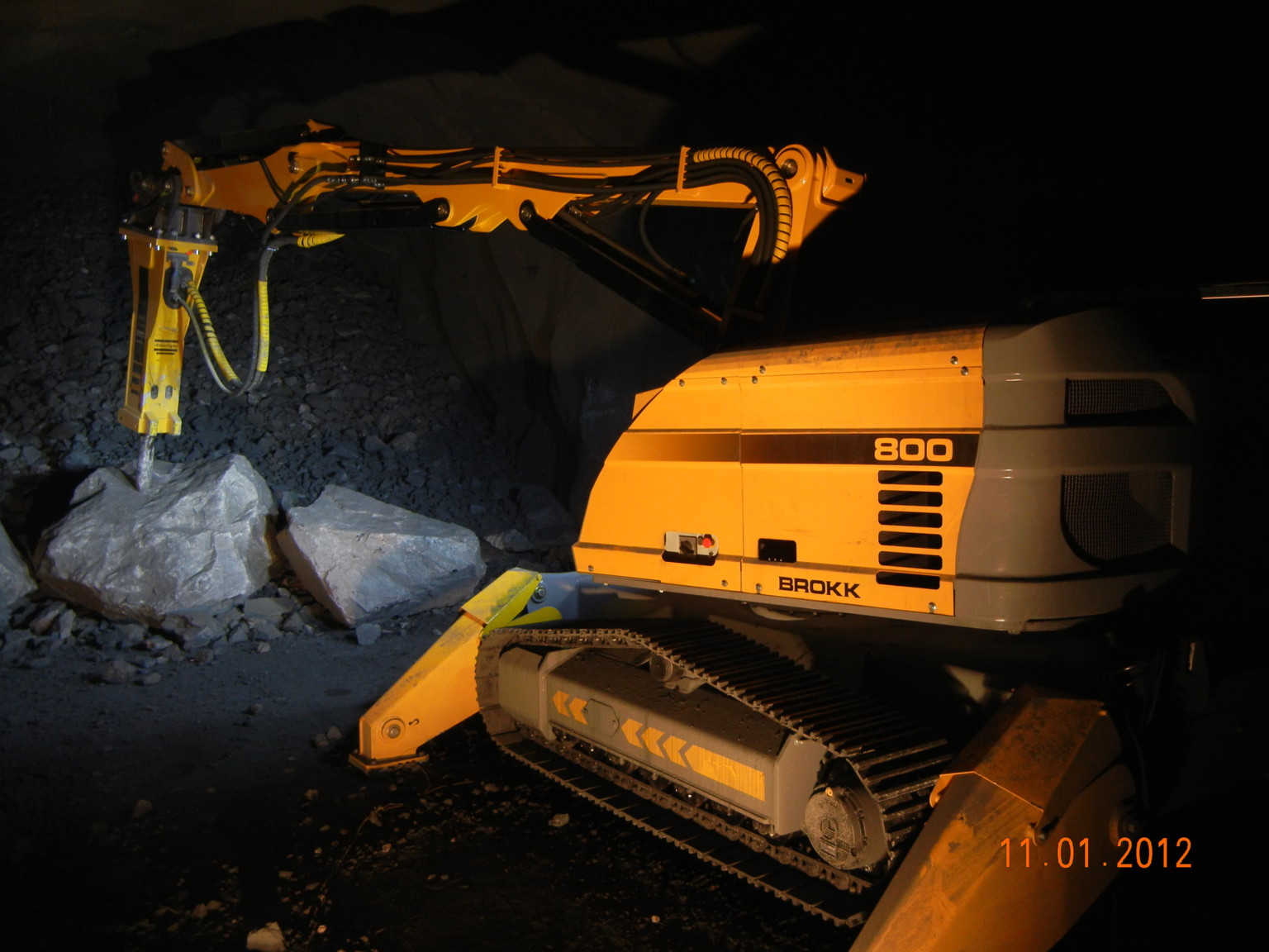 Boulder Breaking - Brokk India