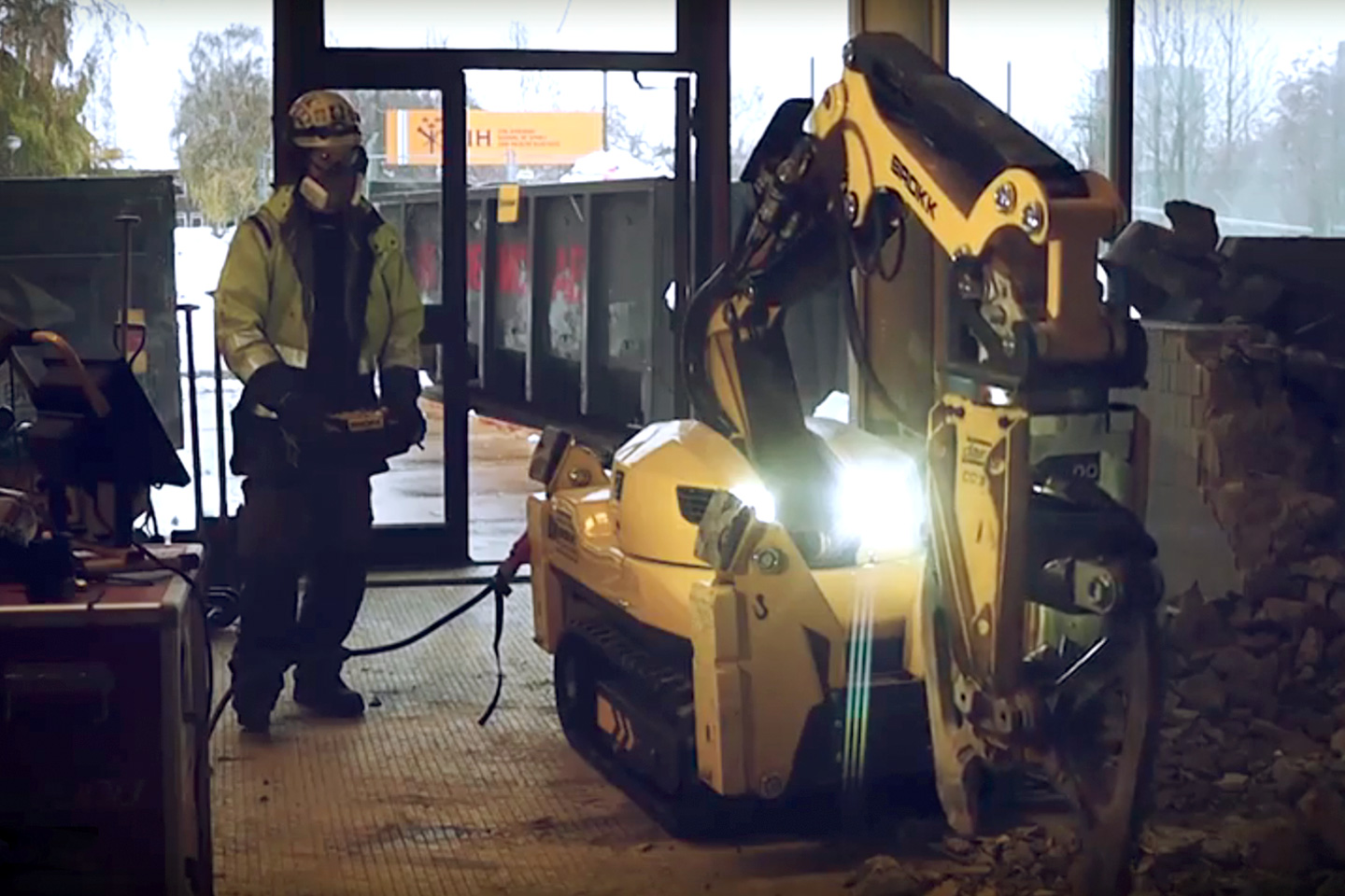 Intelligent Demolition - Brokk 110 - Brokk Global