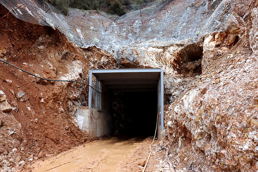 Electric pioneers underground - Brokk Global